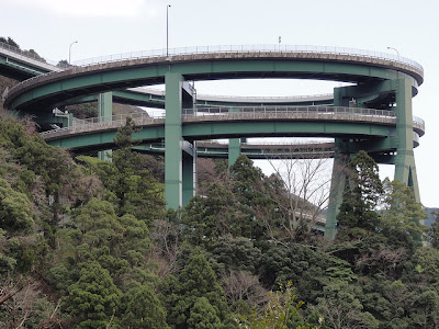 THE WORLD GEOGRAPHY: 12 Most Unusual Bridges of the World