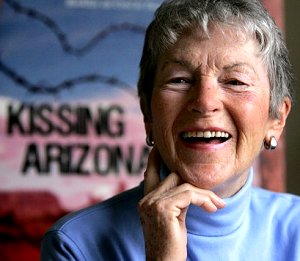 Kittling: Books: Scene of the Crime: Elizabeth Gunn