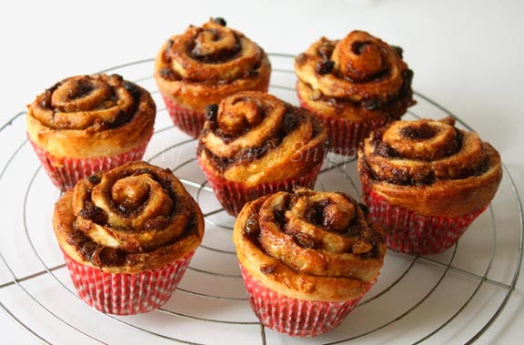 My Kitchen Snippets: Cinnamon Rolls Using Tang Zhong Method