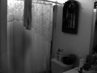 Kasumi Sapphire's Luminescence: Scary Ghost Pictures