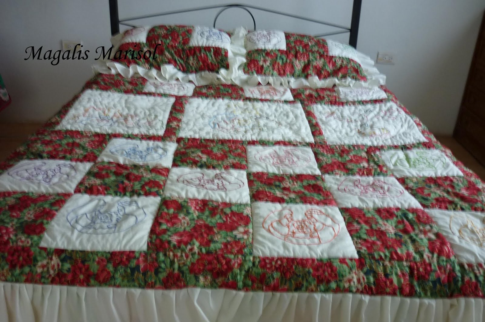 EDREDONES DE PATCHWORK Y ALGO MAS: Edredón de Navidad.