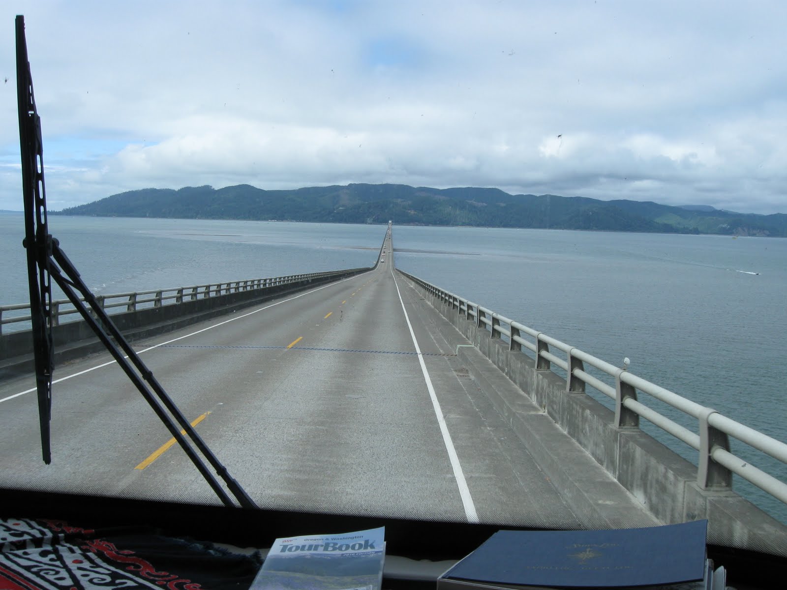 Ardmachree Travels: Highway 101 Bridge over the Columbia River