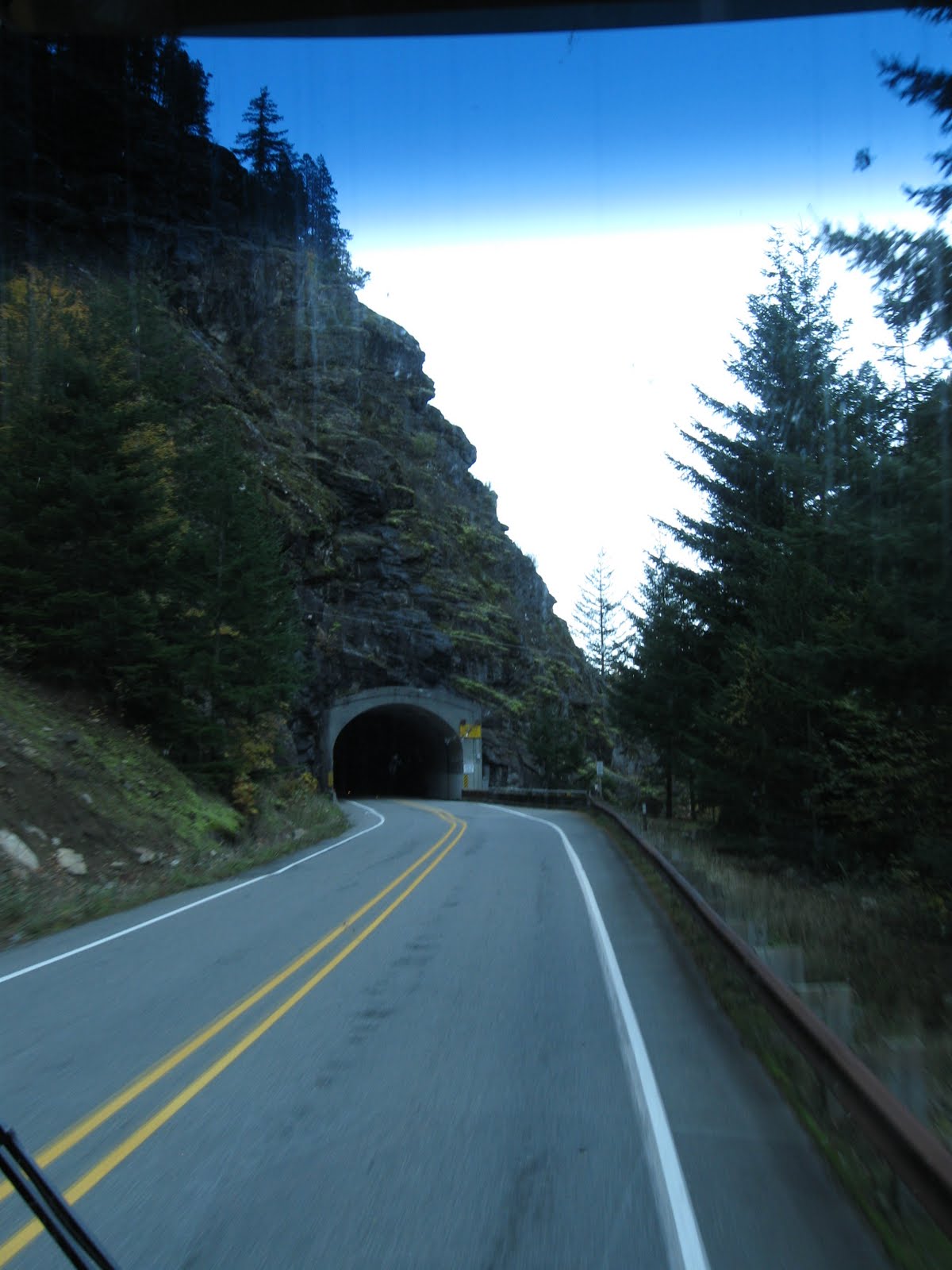 Ardmachree Travels: Washington Highway 20 going East.