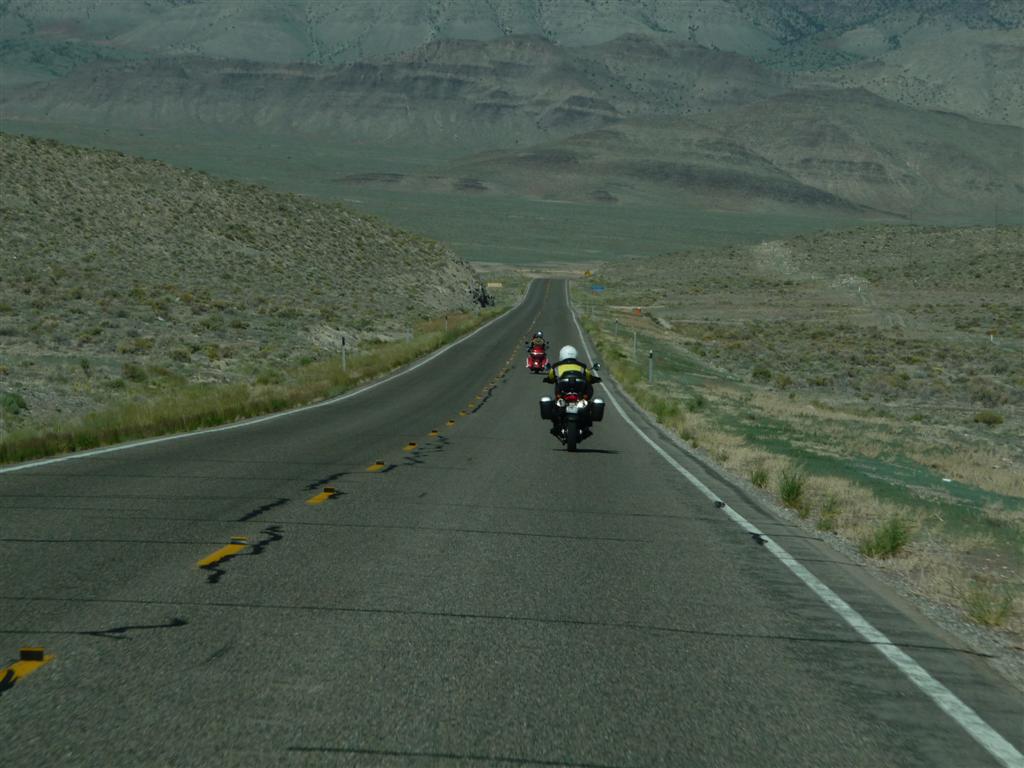 Skid and Sandy On The Road: Delta Utah to Elko Nevada