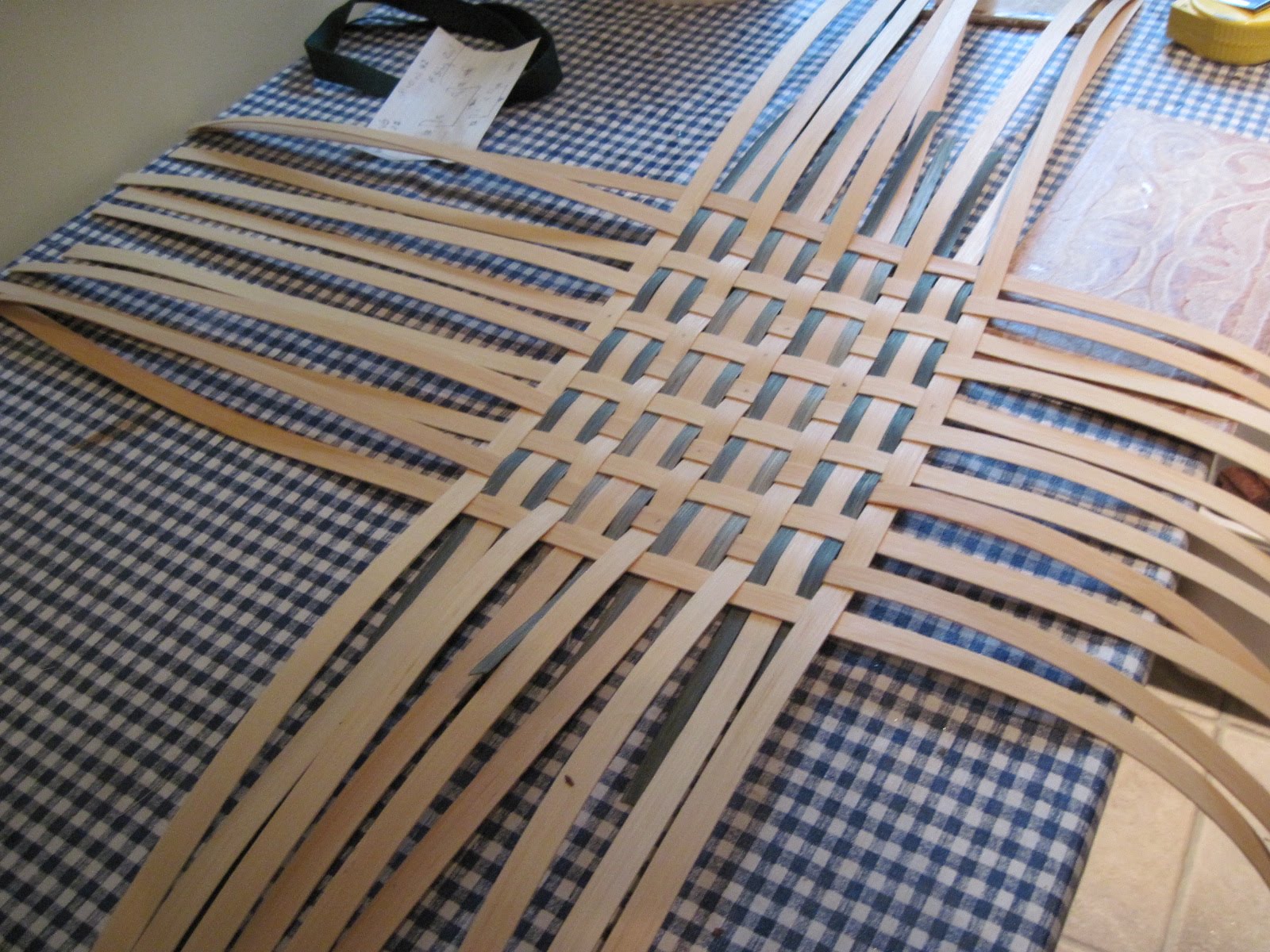 John Toft Basketry: Creating a Fishing Creel using flat cane.