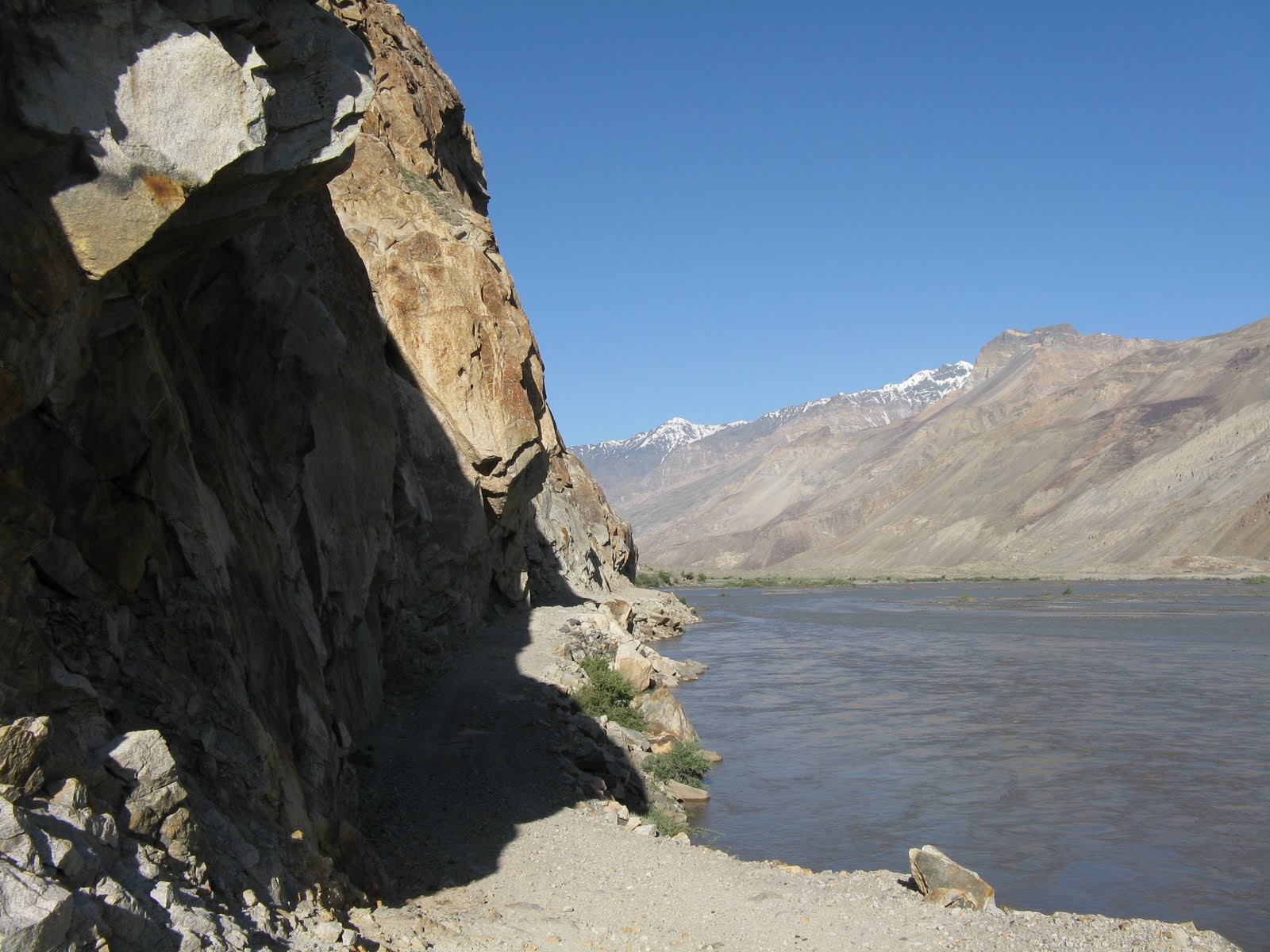 Kurze Sommertour durch Mittelasien: Abfahrt ins Bartang, von Shurali ...