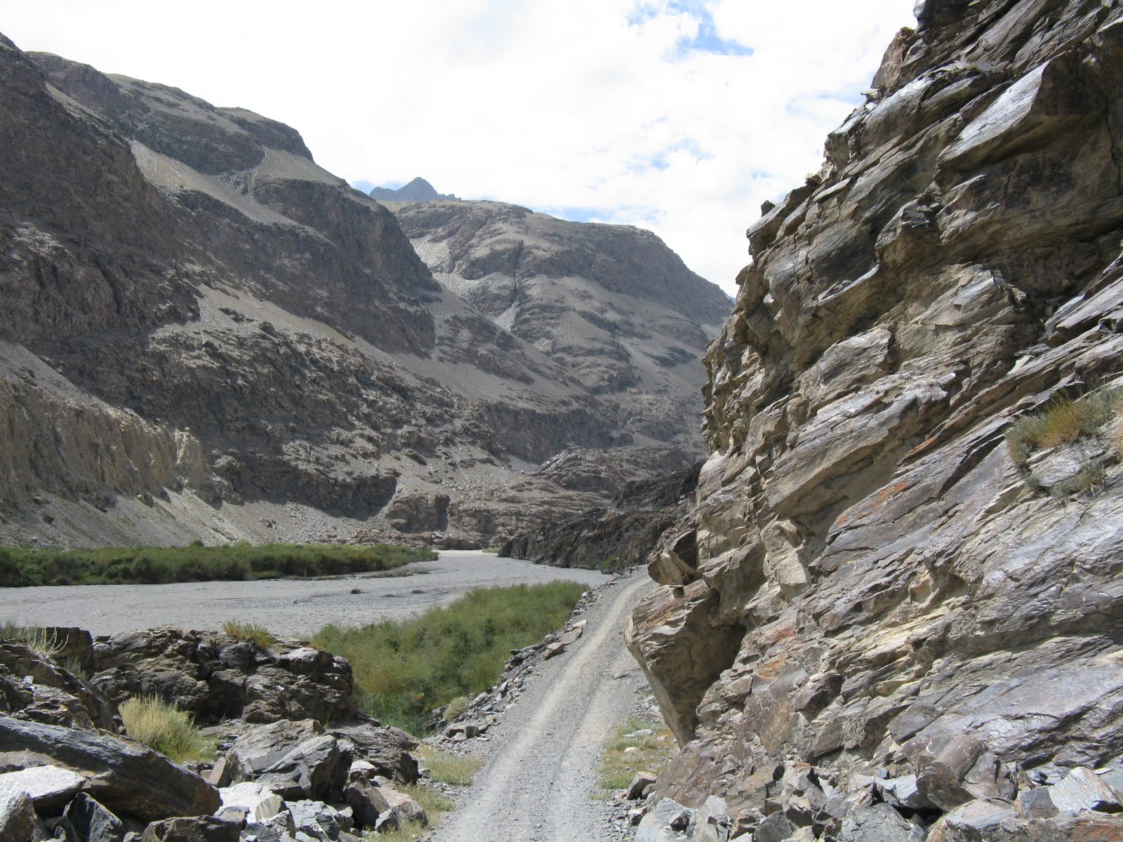 Kurze Sommertour durch Mittelasien: Abfahrt ins Bartang, von Shurali ...