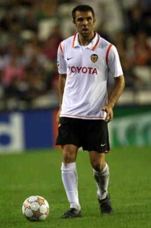 The Best Footballers: Carlos Marchena plays as a centre back of Spain