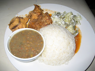 El Gringo y El Gallo: La Comida Tipica de Panama