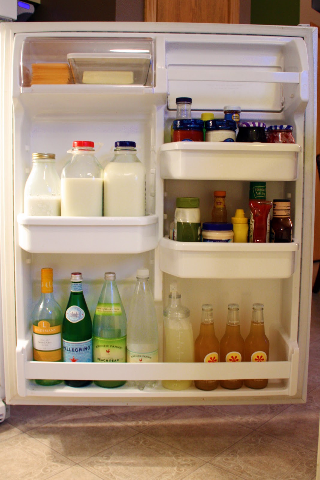 IHeart Organizing: October Featured Space: Kitchen - Fun in the Fridge