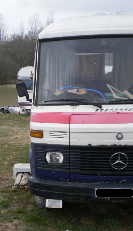 VW-Bully und andere Old-Timer: Mercedes O309 Wohnbus