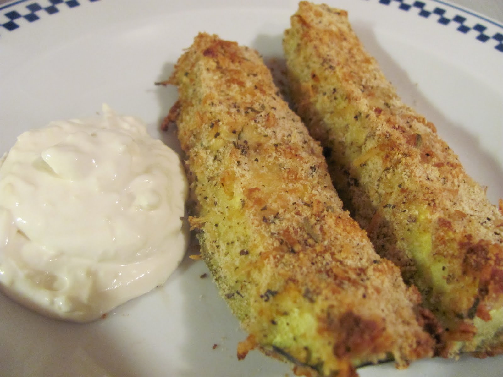 The Double Dipped Life: Parmesan Zucchini Strips with Dipping Sauce
