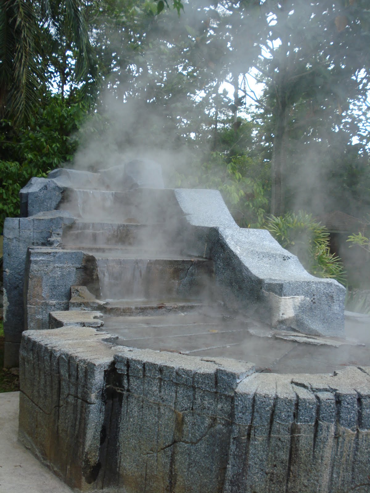 iroirona: Weekend Breakaway - Sungkai Hot Spring