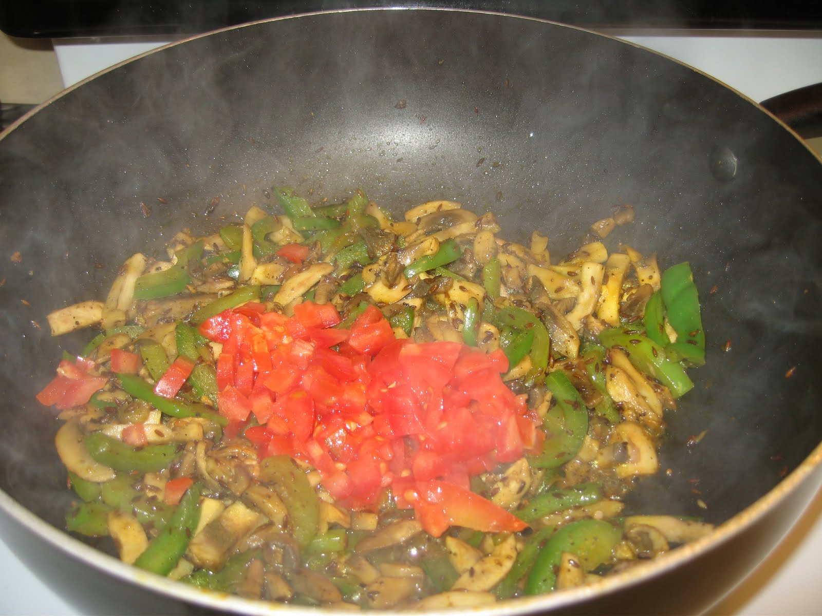 SUMADHURA: Mushroom-Capsicum Rice