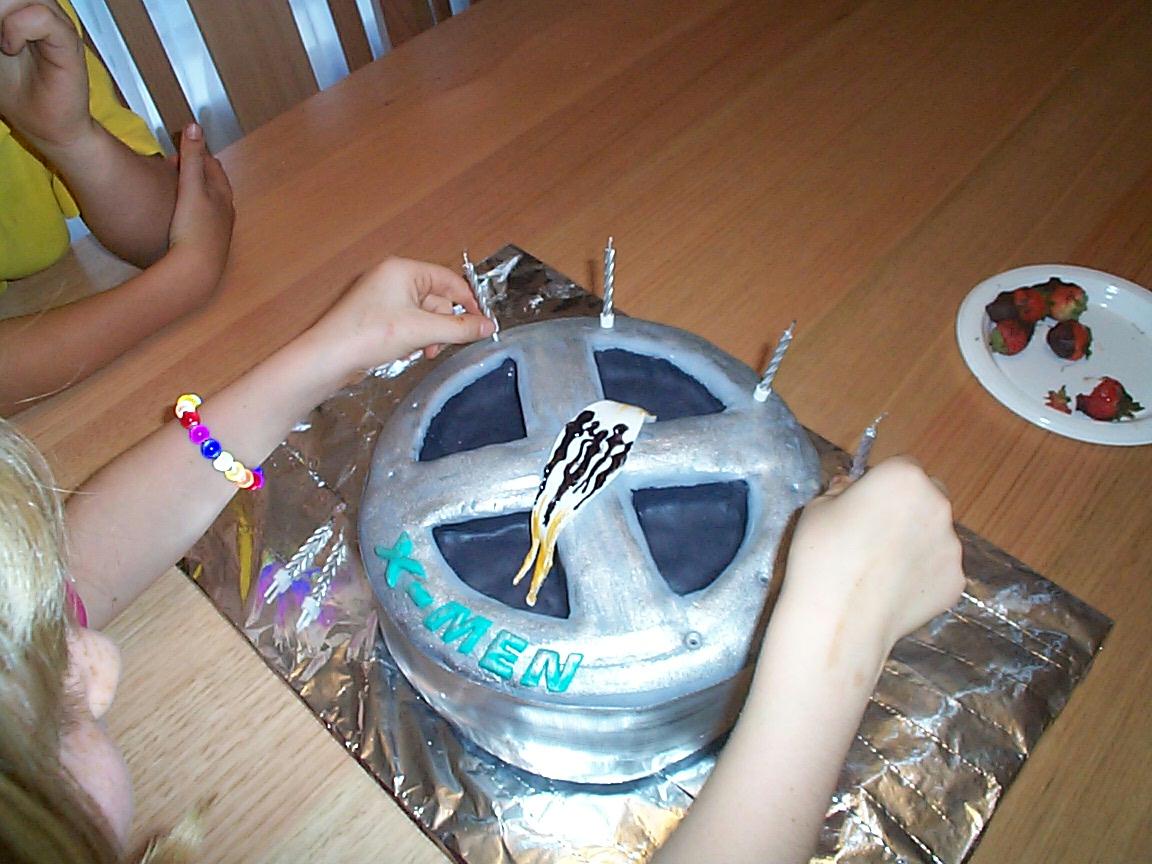 Now where did I put that flaming sword?: Cakes: The Gallery