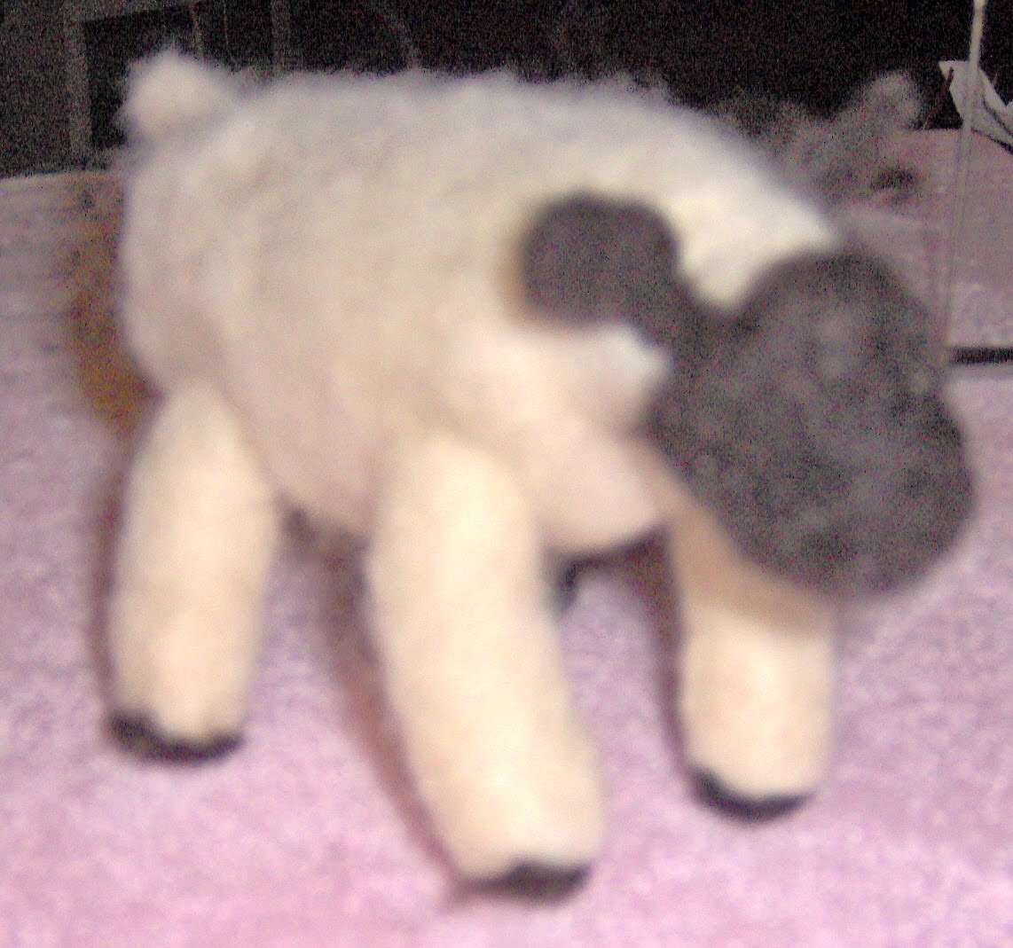 The Wool Pantry Rug hooking and Fiber art Studio: Sheep Tutorial