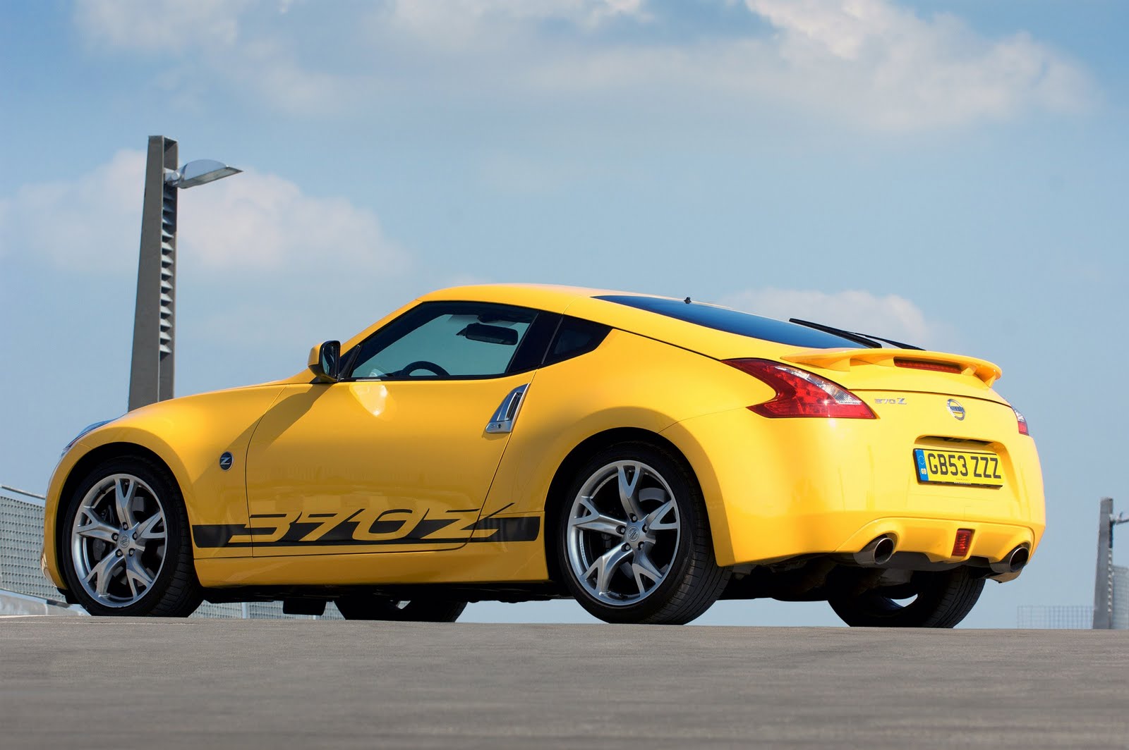 Bikes And Cars Wallpapers: nissan 370Z GT Pack