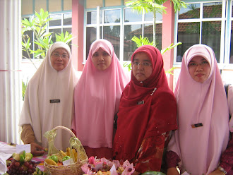 Pergerakan Puteri Islam Malaysia SMKKKB: lagu puteri islam malaysia