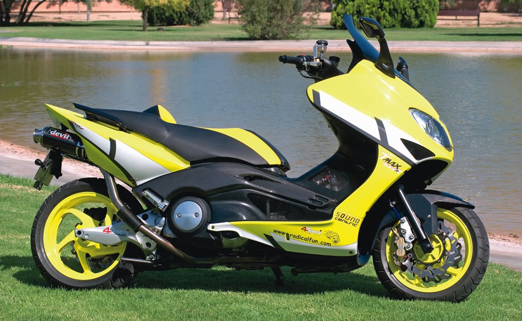 Riders: Yamaha T-Max 600cc