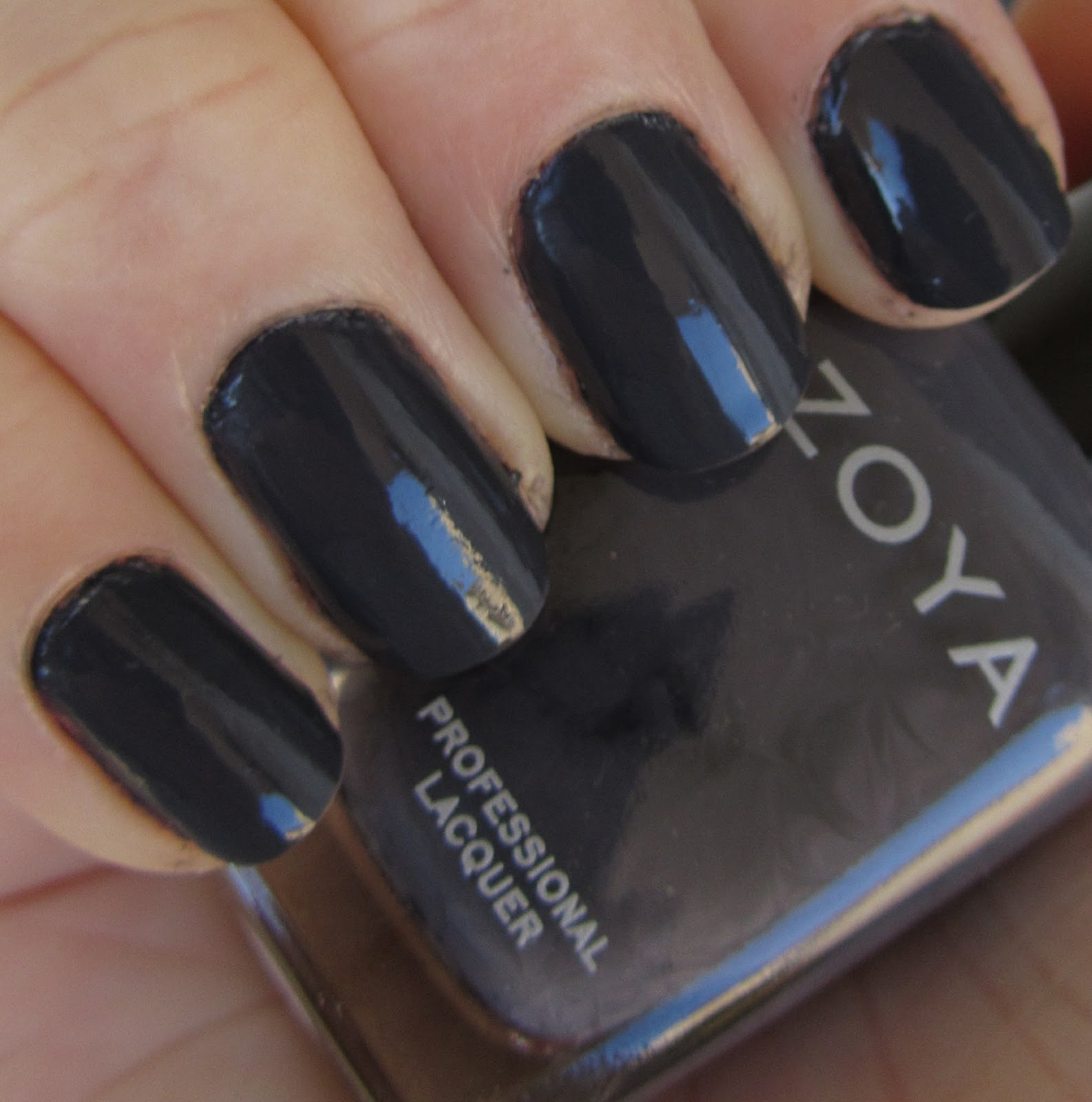 Polishology: Zoya Kelly - and 300 Followers!