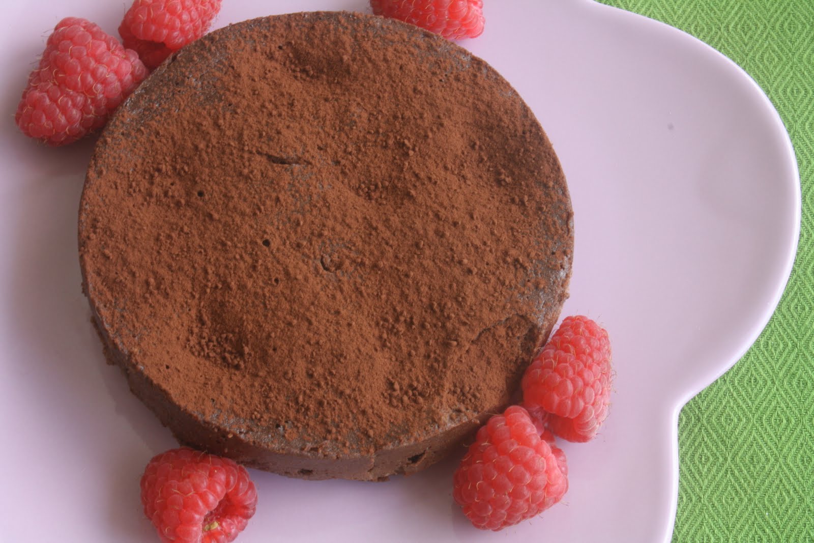 Effort to Deliciousness: SMS: Chocolate Raspberry Truffle Torte