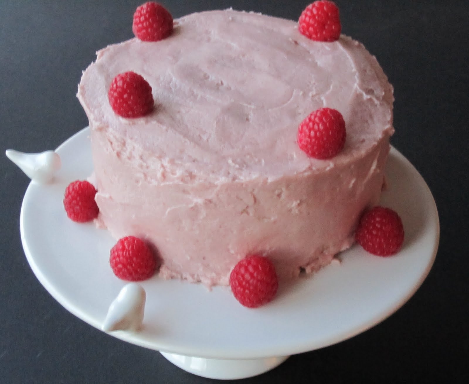 Effort to Deliciousness: SMS: Hazelnut Raspberry Layer Cake