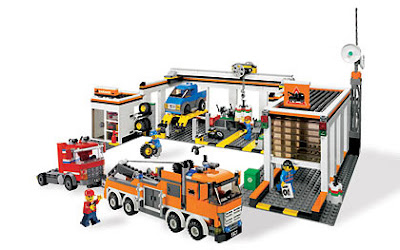 All of Lego: Time for a tune-up at the LEGO City Garage!