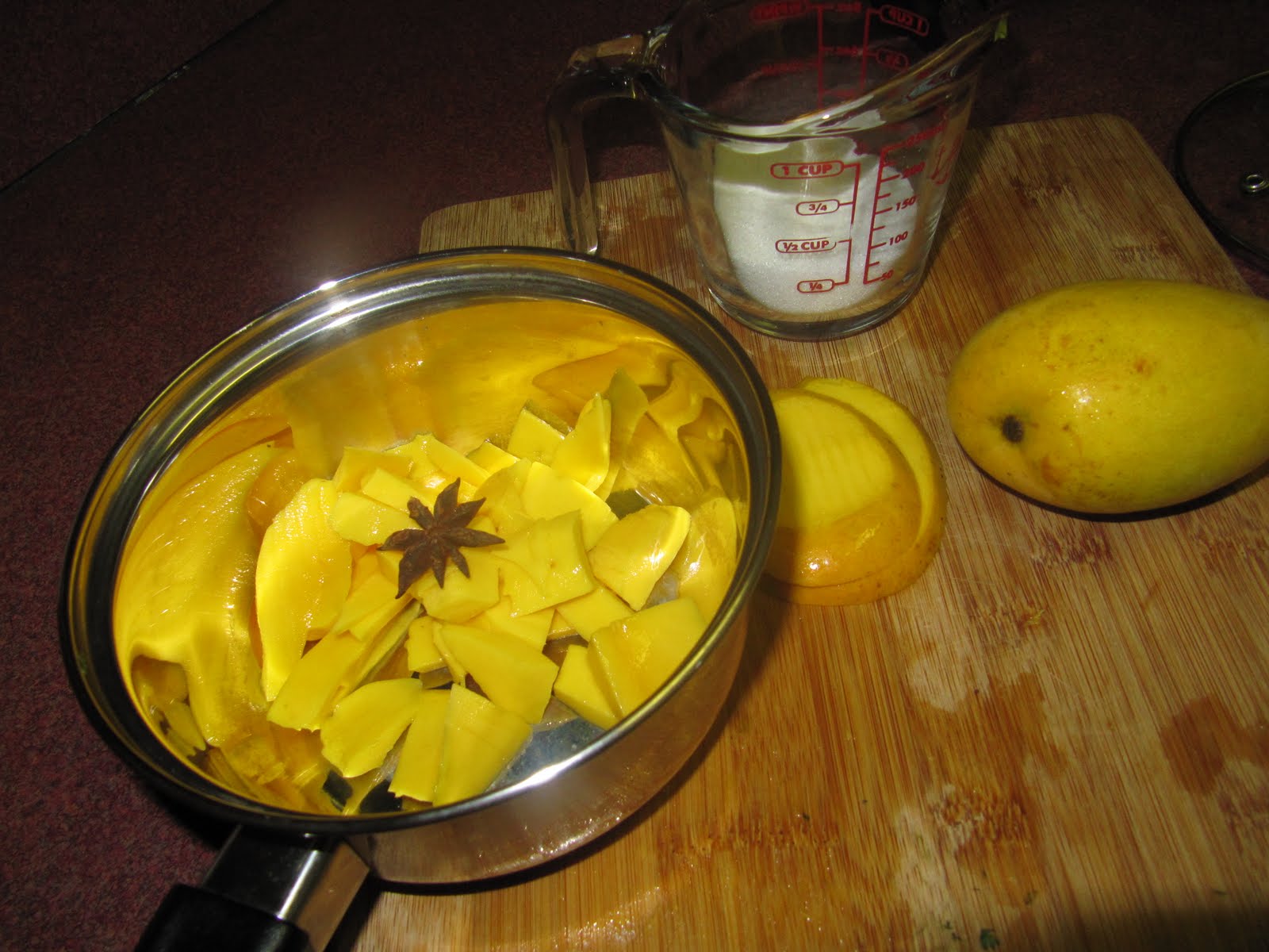 Modern persian cuisine case 2: Rice-flour mango halva with honey yogurt ...