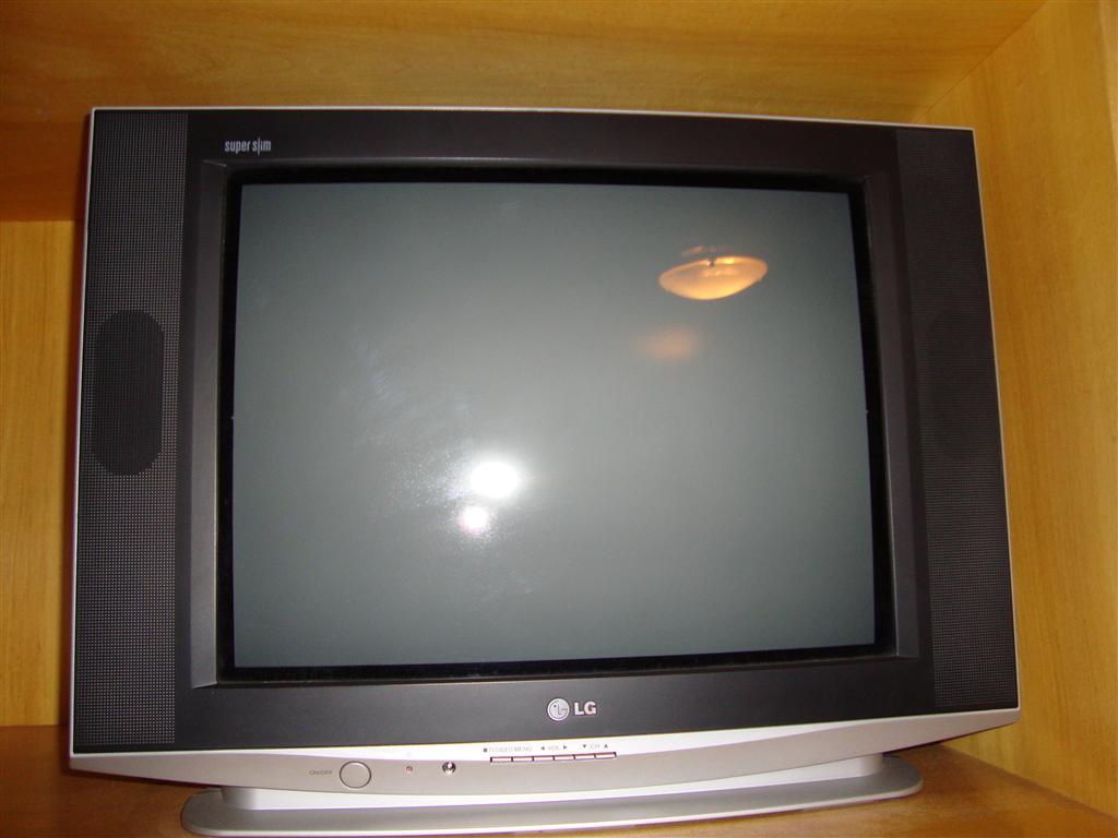 bia-0612: TV 21" LG Tela Plana - Super Slim