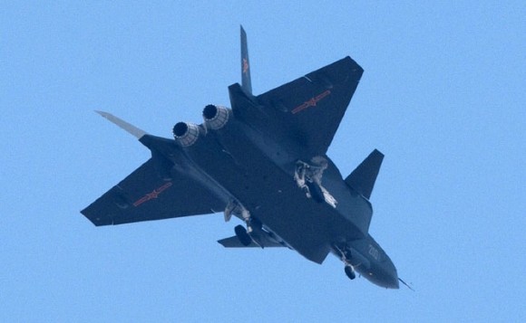 THAIDEFENSE-NEWS: Video & Photo Gallery of J-20 1st flight from take ...