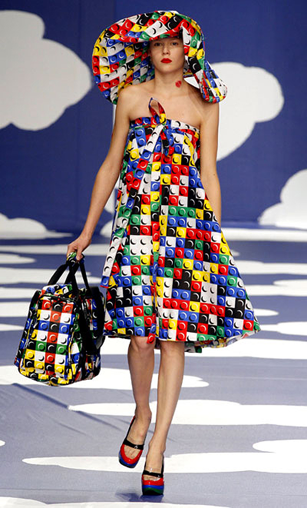 SylK's Playground: Lego Dress