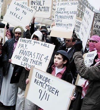 Barnsley BNP: Barnsley Mosque Demands Muslim Cemetery