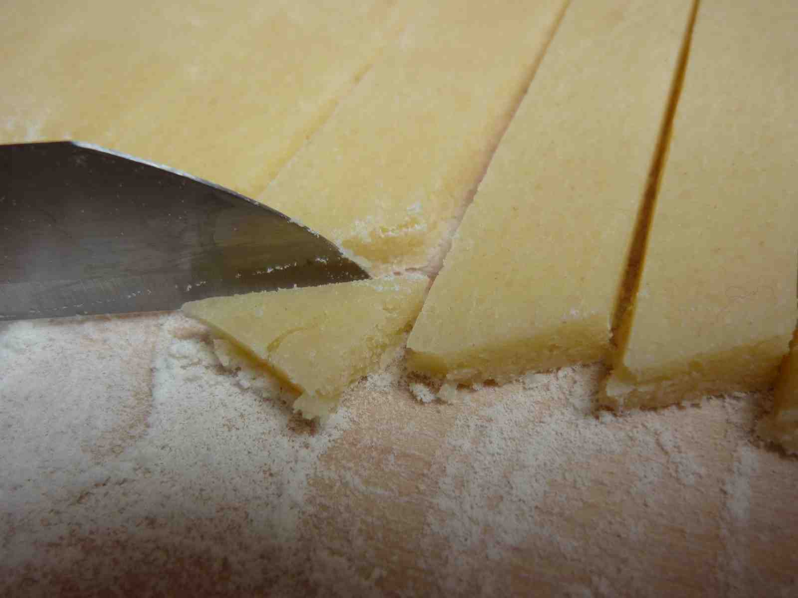April Fool's French Fries Cookies With Raspberry "Ketchup" and "Mayo ...