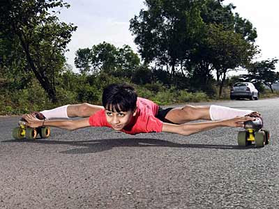 Xtra Xone: Limbo-Skating