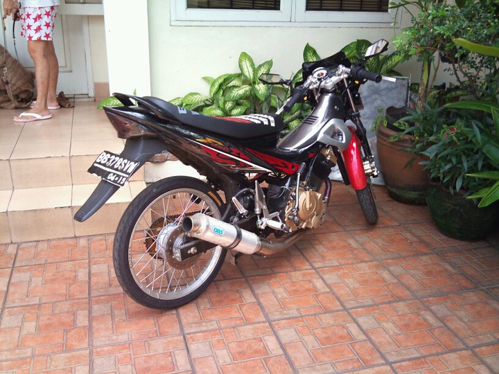 all about motorcycle: satria f 150 2010 Black Red