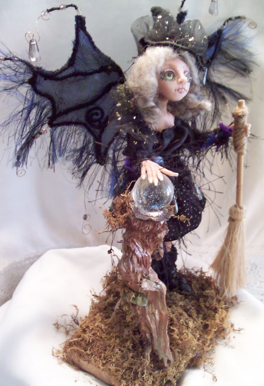 Southern OOAKS: Batilda...batty witch, a OOAKS in the Witches Series