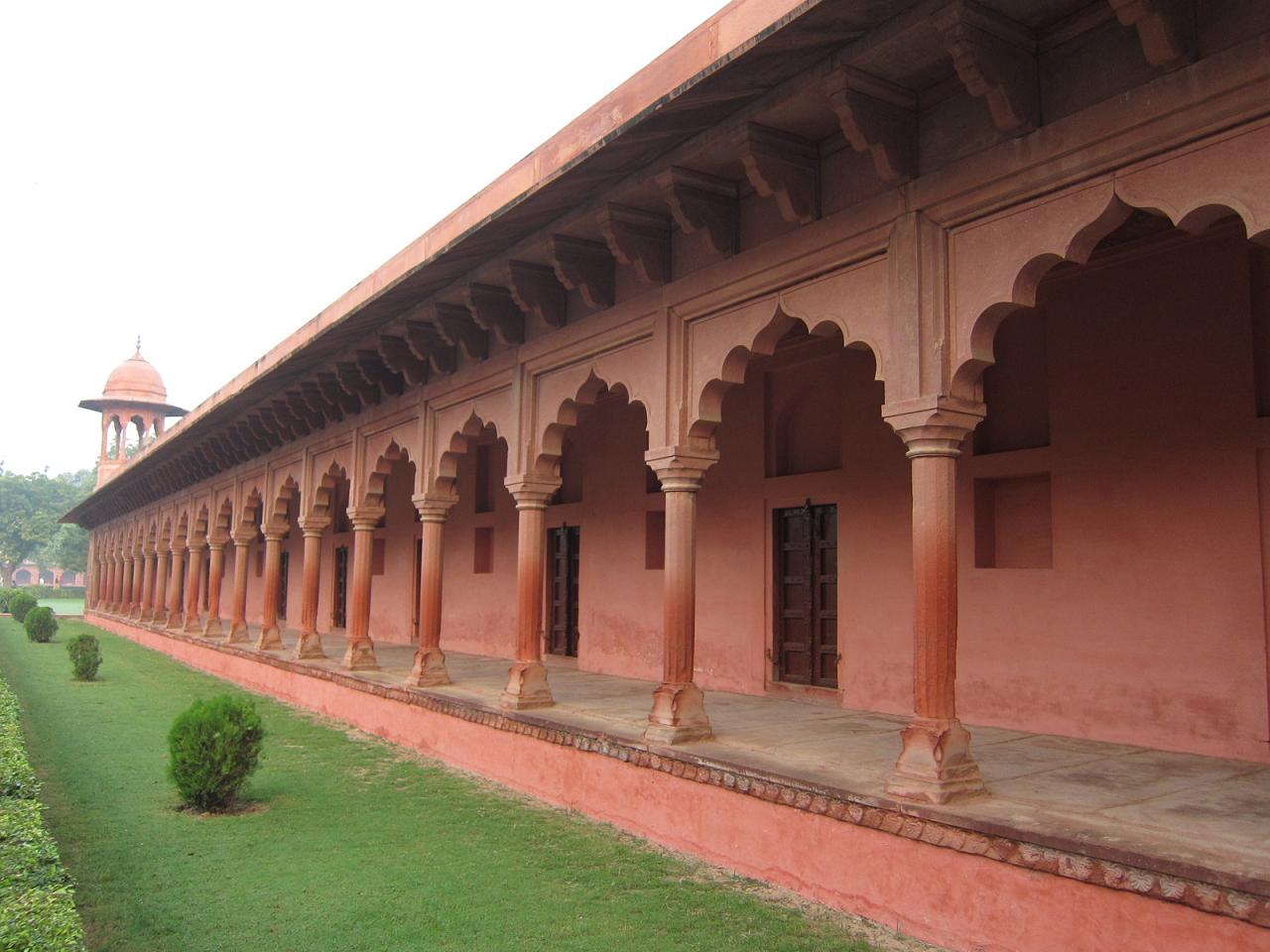 Traveller's Tales: A Vacation In Agra - Part I