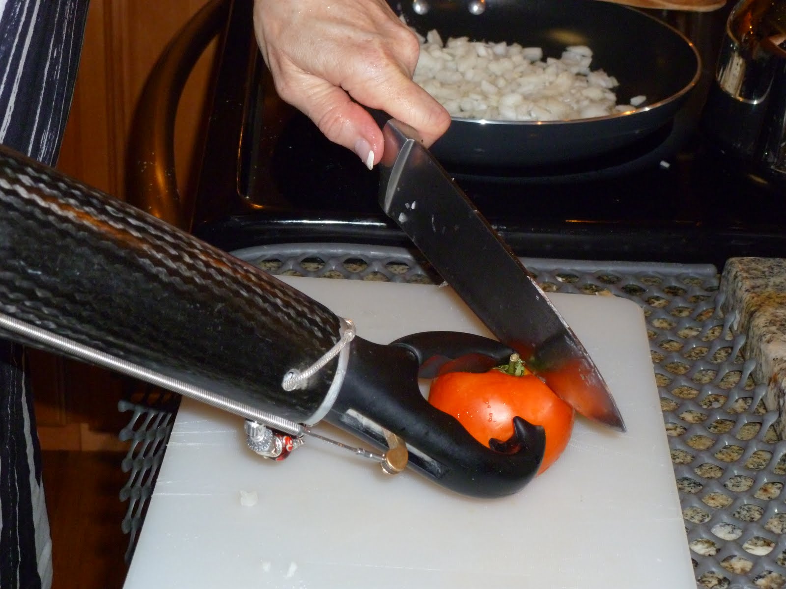 Single-Handed Solutions: How Do You Do... Cooking 201?