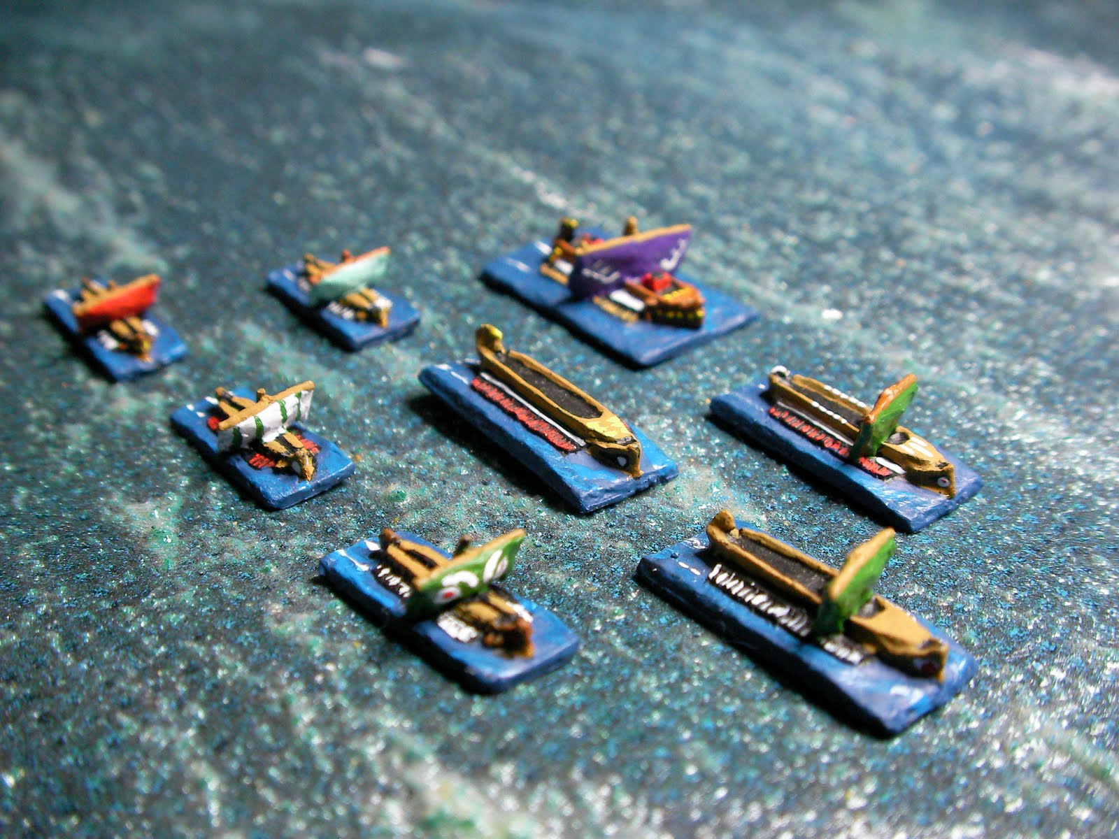 SteelonSandBlog: 1/3600th Ancient Galleys: Painted examples