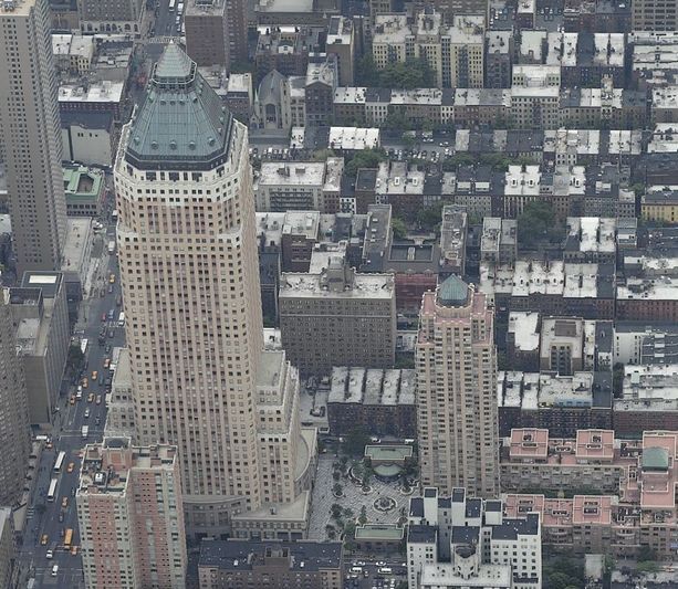 Air Space New York City: Manhattan : worldwide plaza -8em av no 825