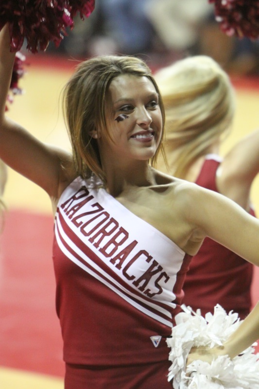 Drakesdrumuk Arkansas Cheerleaders Want A New Basketball Coach