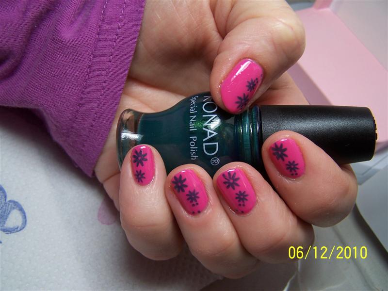 Susie's Home and Hobbies: Fauxnaded my Essie "Mod Squad" with plate C02