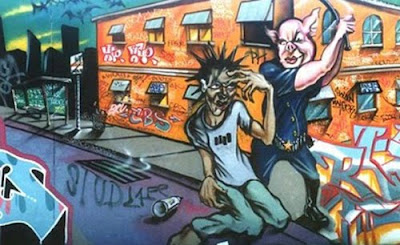 Graffiti Art Designs Gallery: PUNK STYLE And DESIGN GRAFFITI PIGS ...