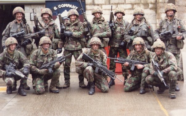 Soldados: BRITISH ARMY.