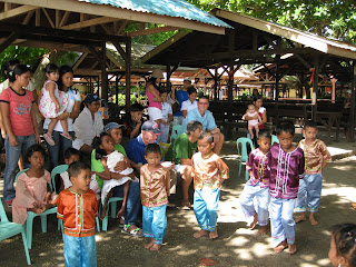 life in Davao Philippines: Orphanage christmas Party