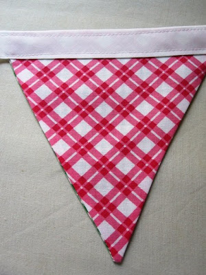 attempting creative: Bunting Tutorial