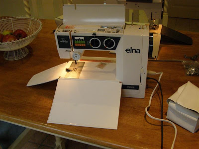 Feather On A Wire: Did I get sewing done?