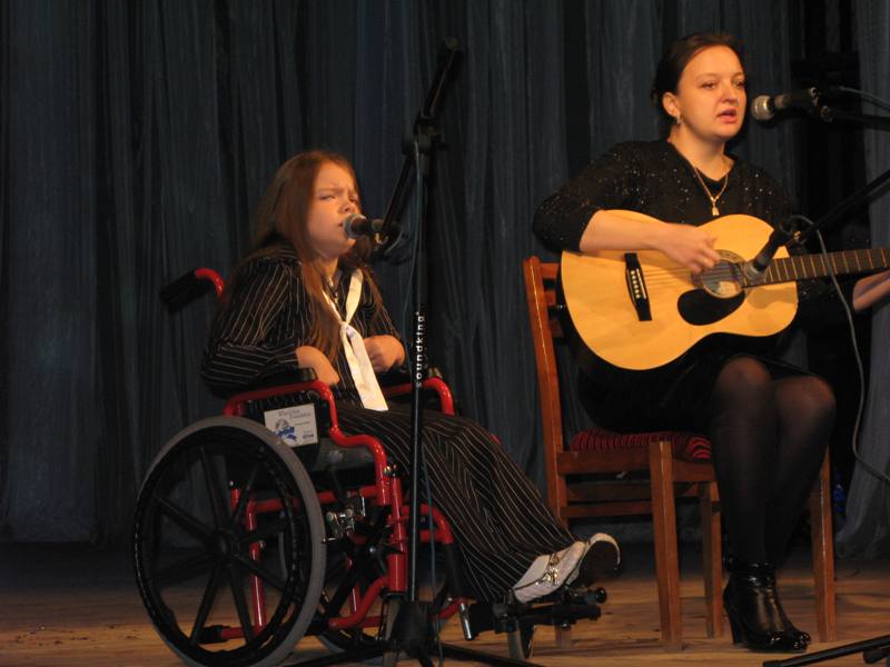 Caroline Mackenzie,RPCV, Ukraine 2014 Now Living a Great Life in Hawaii ...