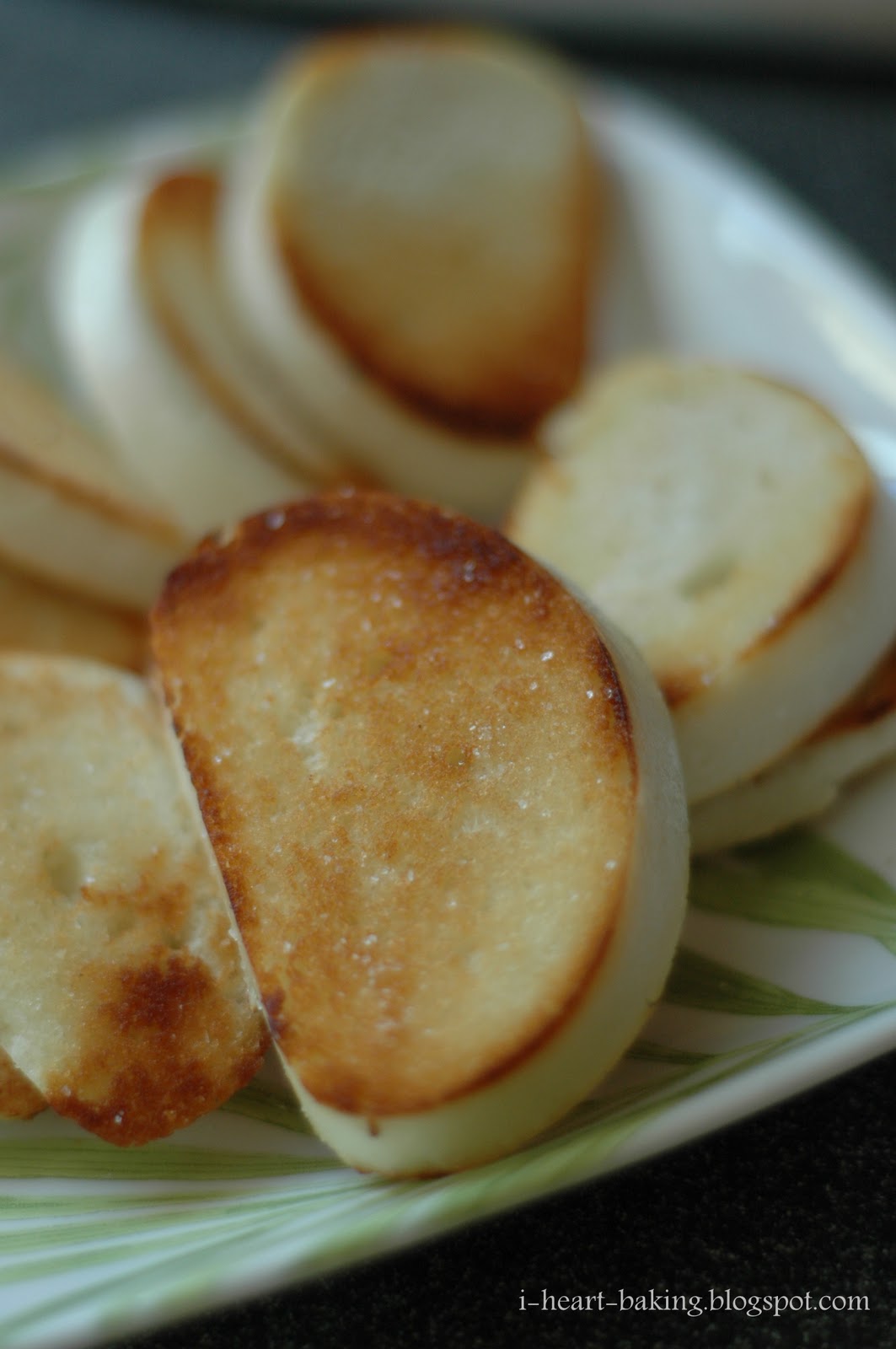 i heart baking!: pan-fried mantou