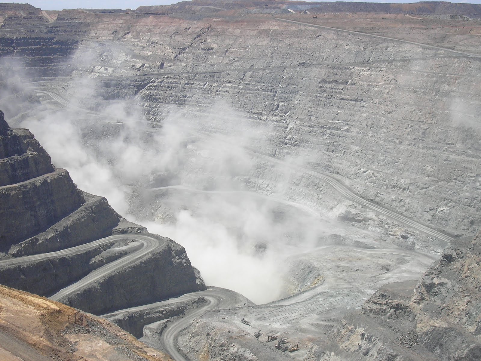 Whereiswitchwae?: Super pit blast